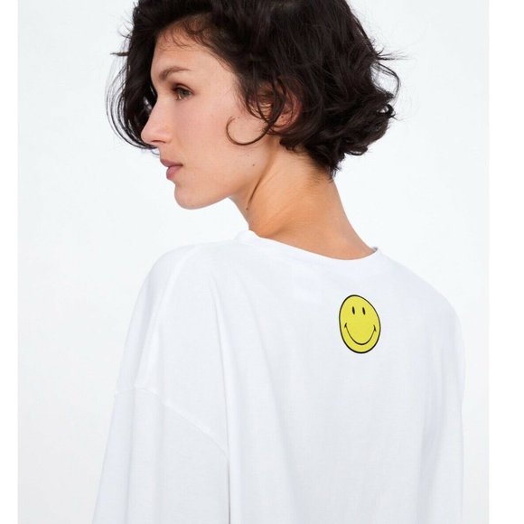 Zara | Tops | Zara Smiley Originals Graphic Tee | Poshmark